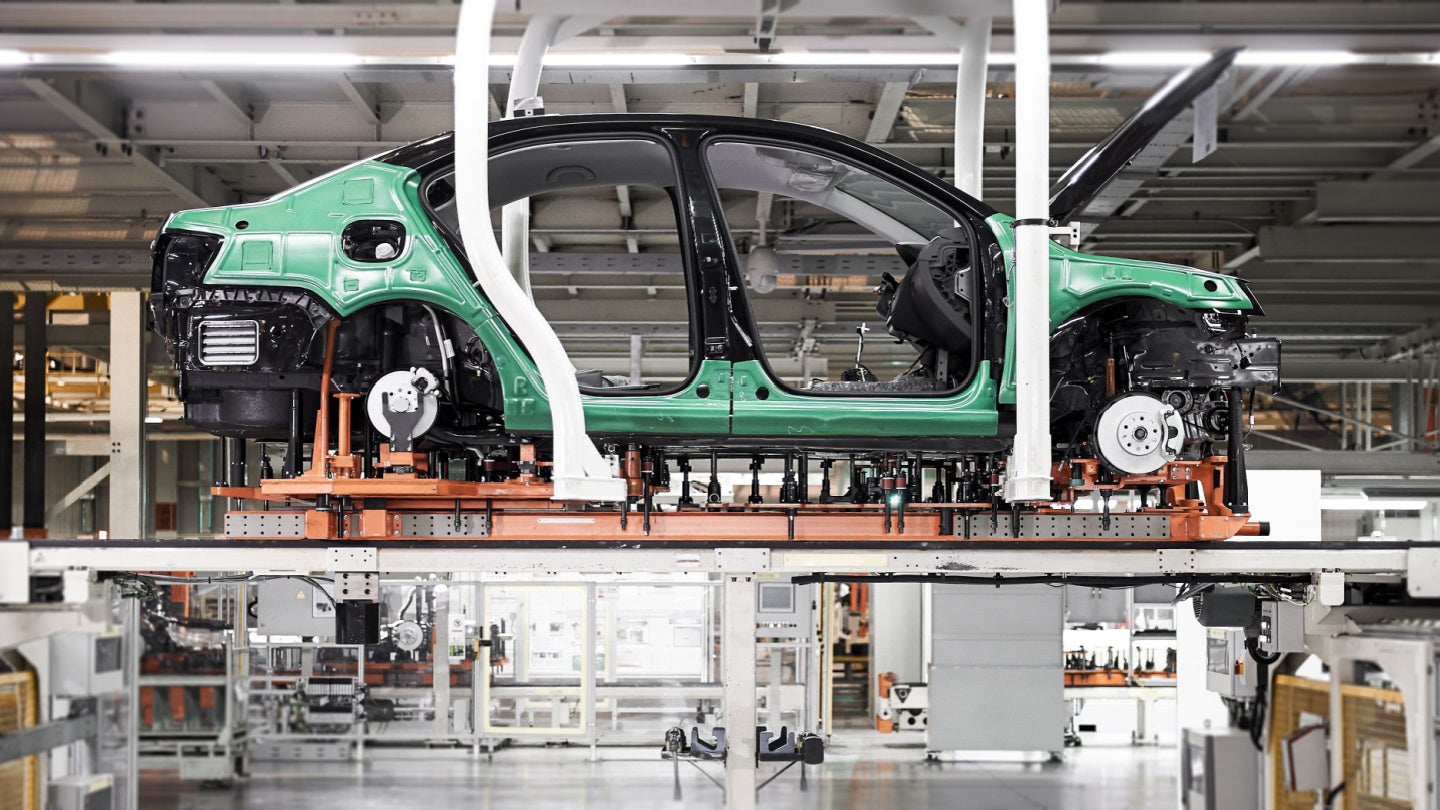 Who are the leading innovators in autonomous seating for the automotive ...