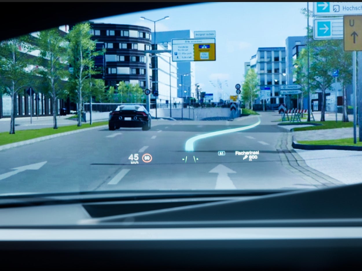 Bridging the gap between virtual and reality with your windscreen ...
