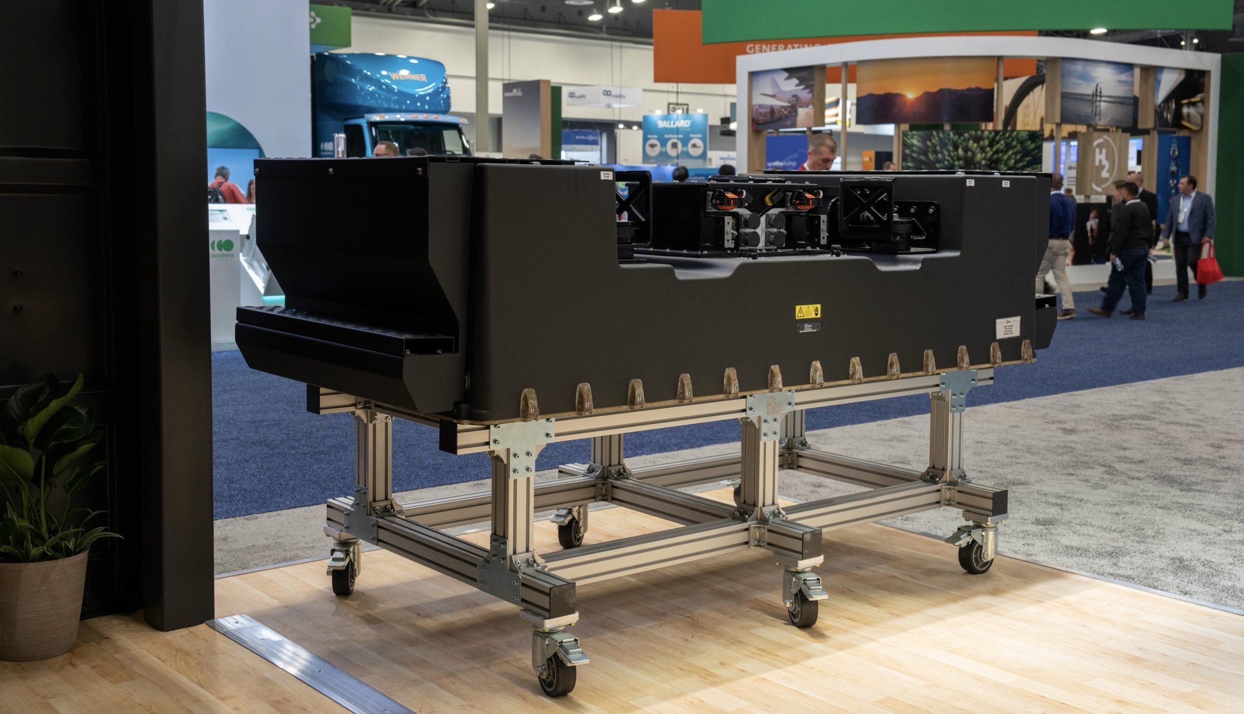 Hexagon Purus supplies Class 8 truck FCEV parts to Toyota - Just Auto