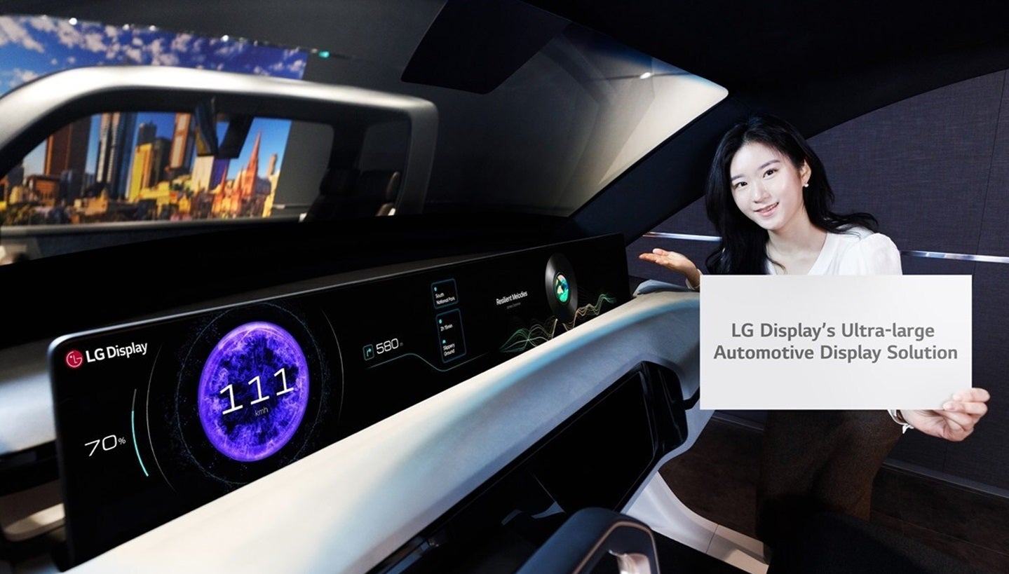 LG Display begins mass production of 40in ultra-large automotive display