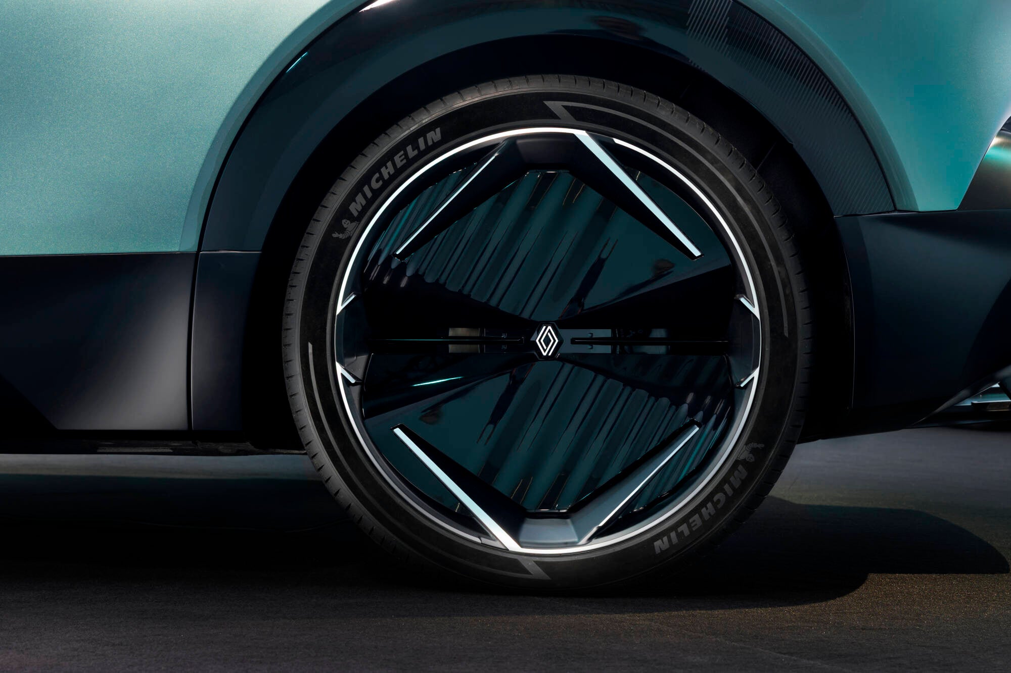 Renault Emblème: Showcasing sustainability - Just Auto